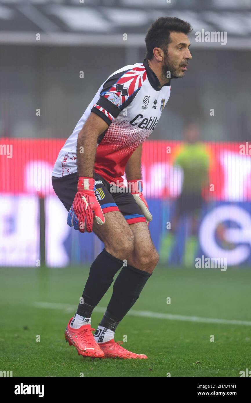 Gianluigi buffon 2022 hi-res stock photography and images - Alamy