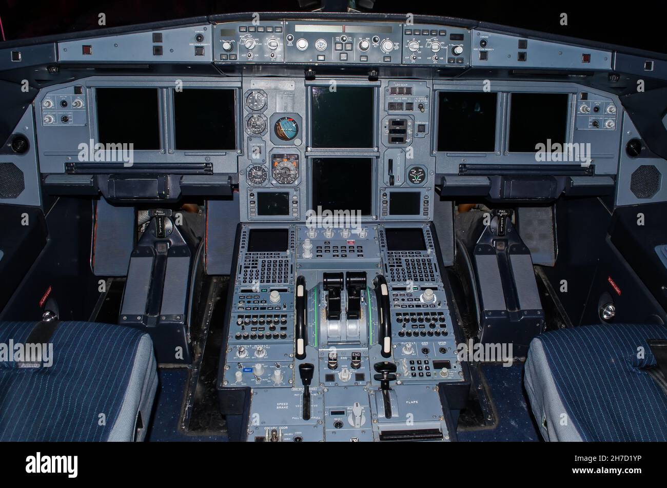 Dark cockpit hi-res stock photography and images - Alamy