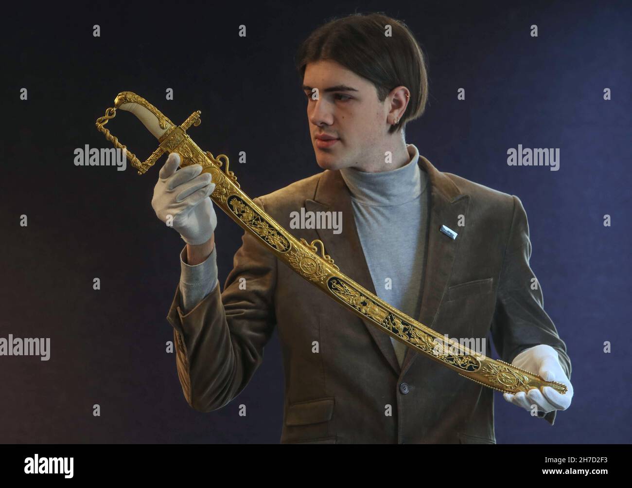 Trafalgar battkle sword hi-res stock photography and images - Alamy