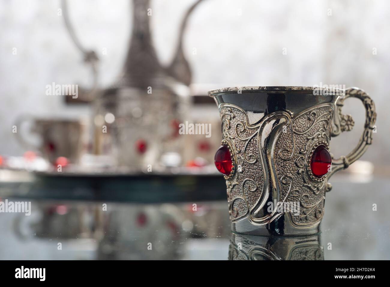 Silver tea service in a home setting Stock Photo - Alamy