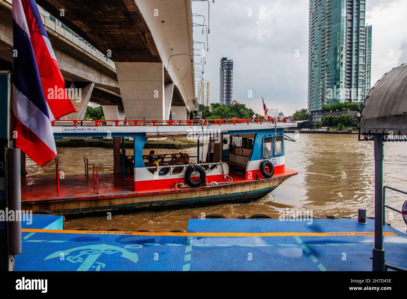 Ferry boat sathorn pier bangkok hi-res stock photography and images - Alamy