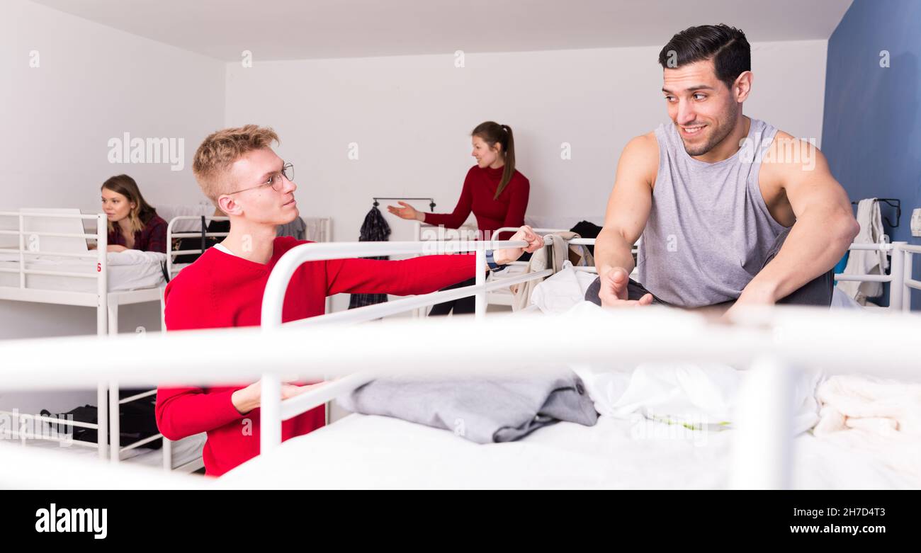 Dormitory and men hi-res stock photography and images - Alamy