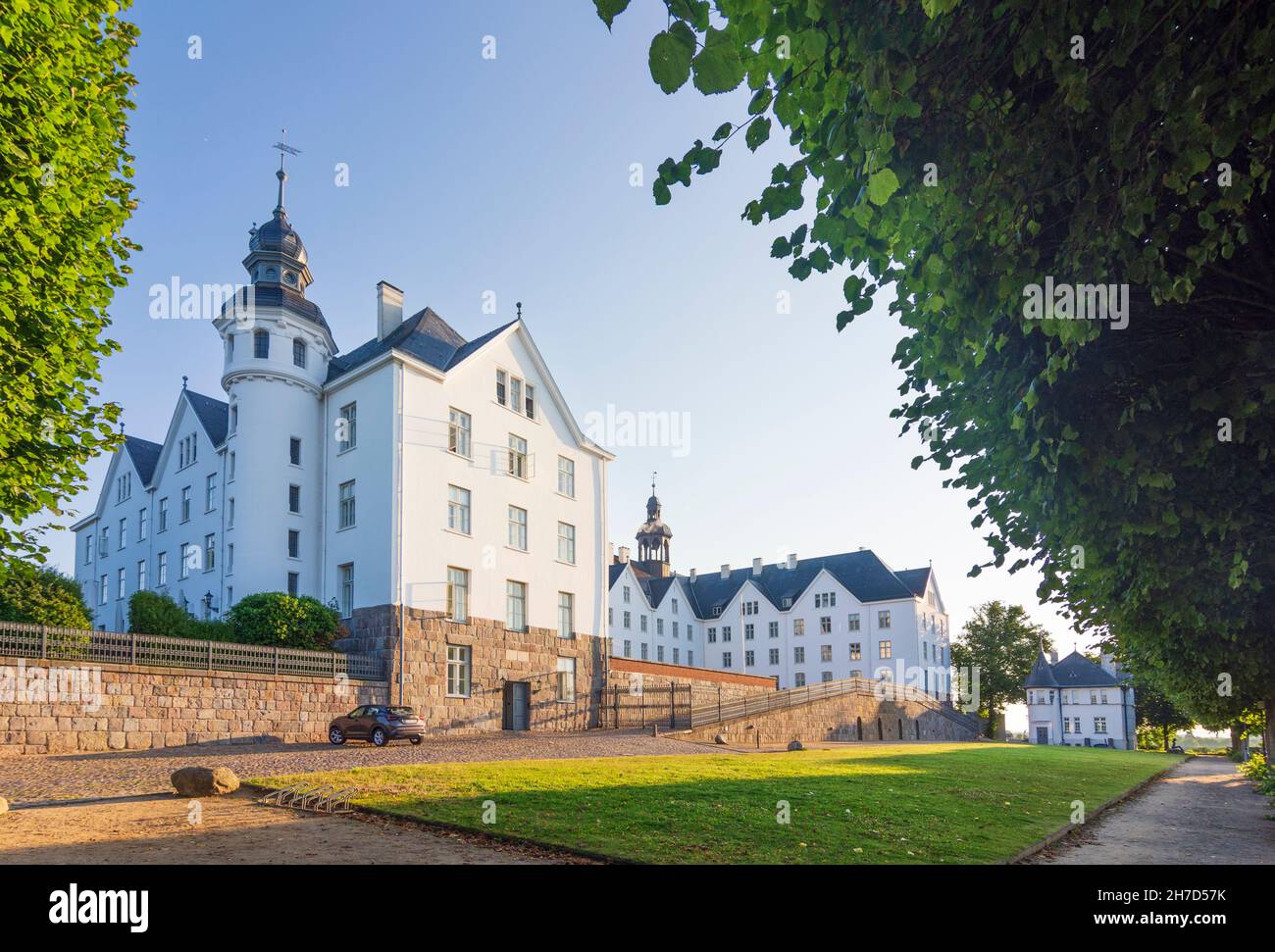 Schloss plon castle in holsteinische schweiz hi-res stock photography ...