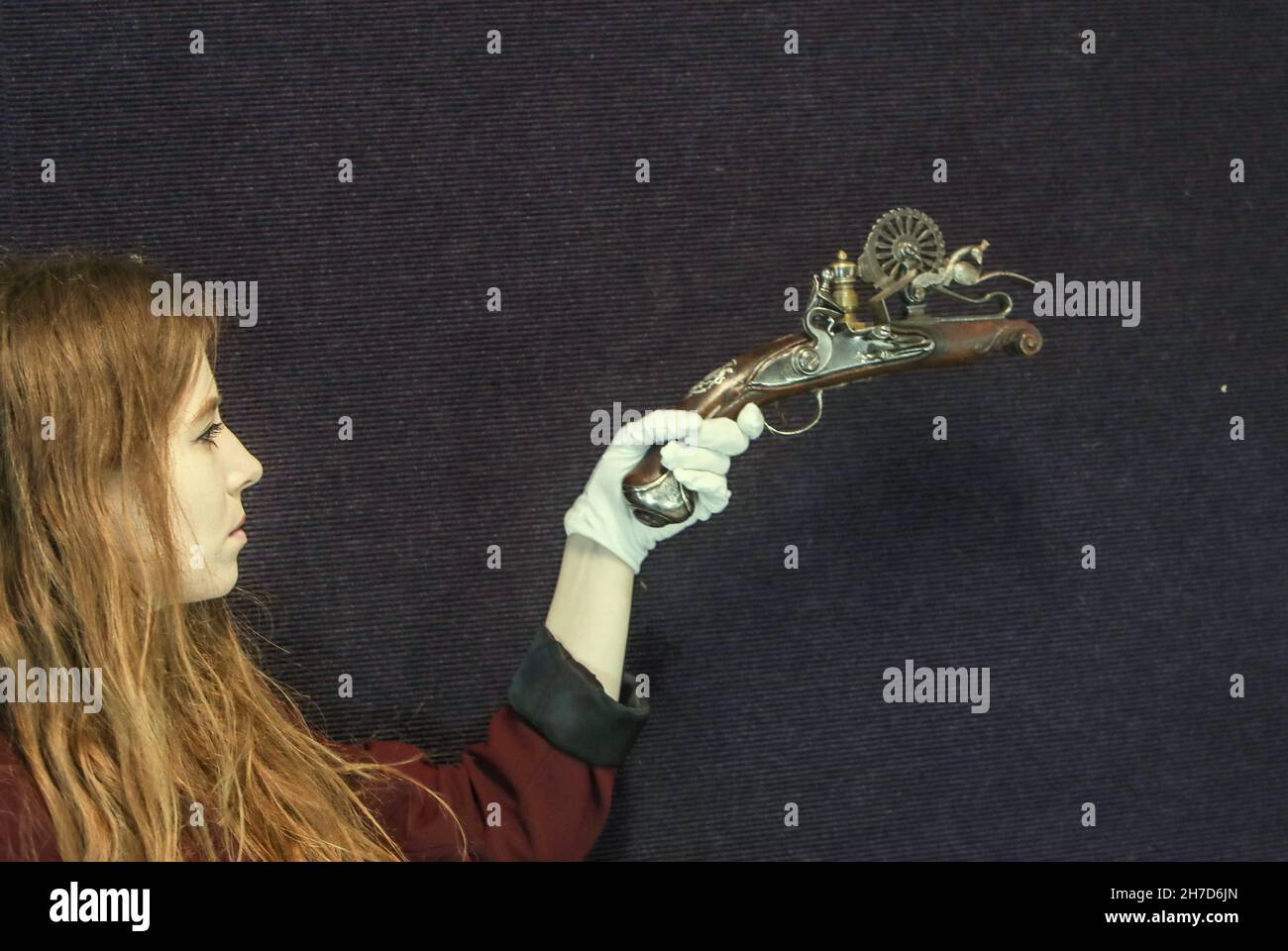 Powder tester 18 century hi-res stock photography and images - Alamy