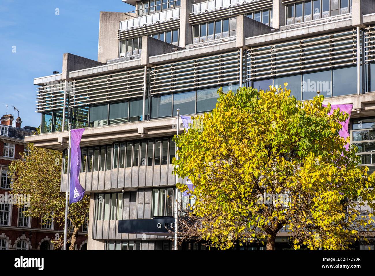 Qe11 conference centre building hi-res stock photography and images - Alamy