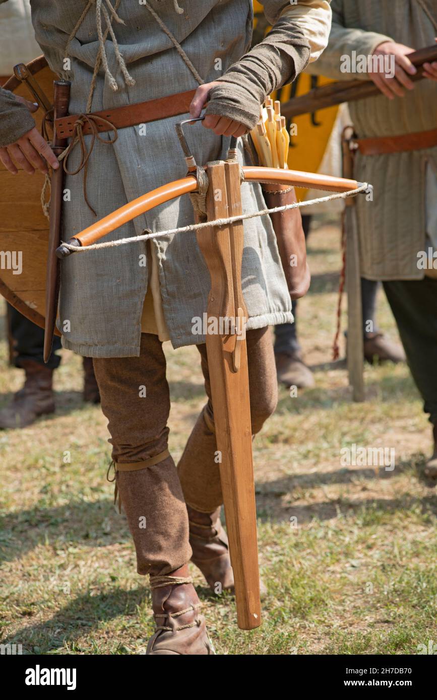 Medieval crossbowman hi-res stock photography and images - Alamy