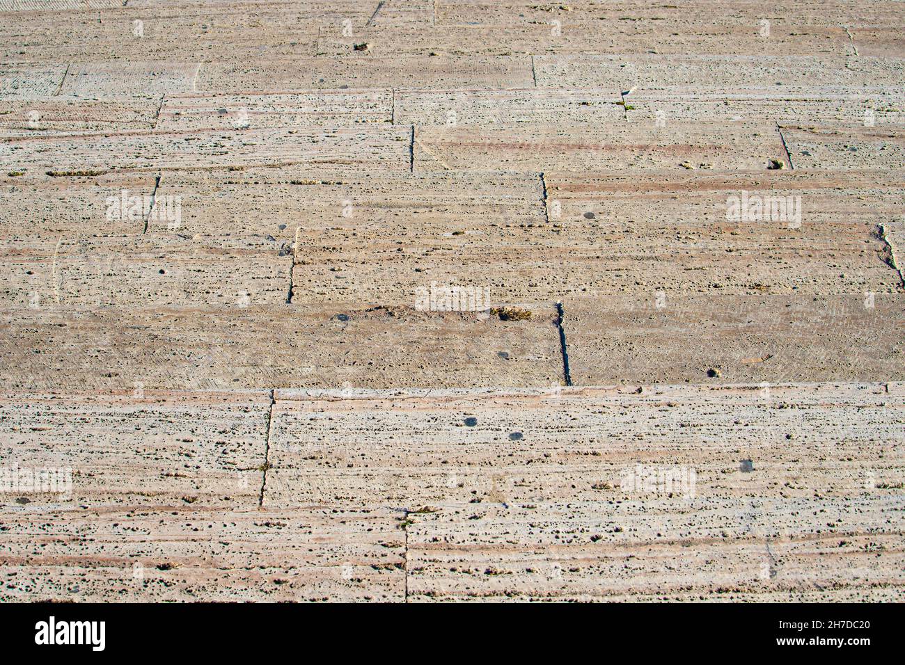 Building made of tuff hi-res stock photography and images - Alamy