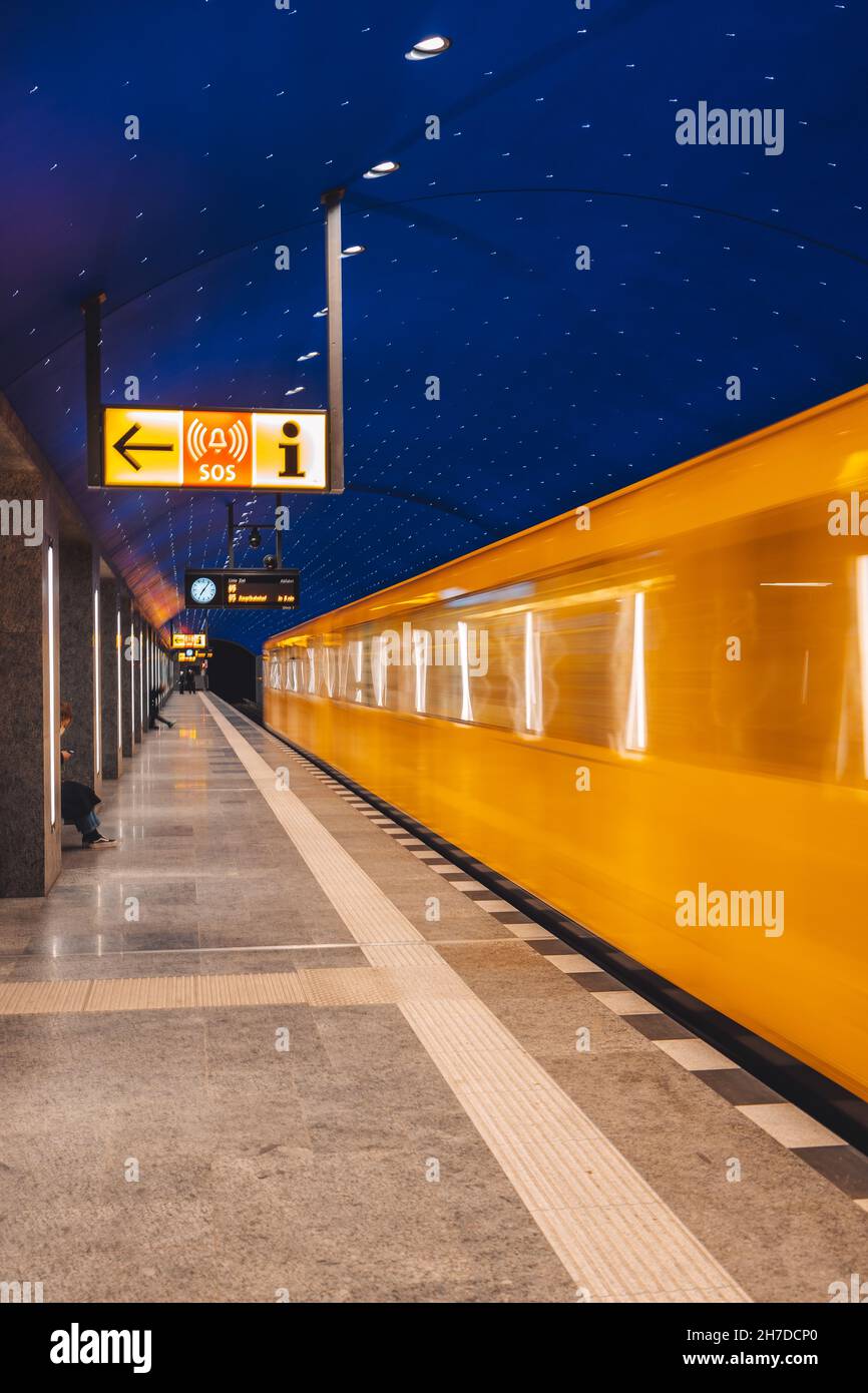 Berlyn hi-res stock photography and images - Alamy