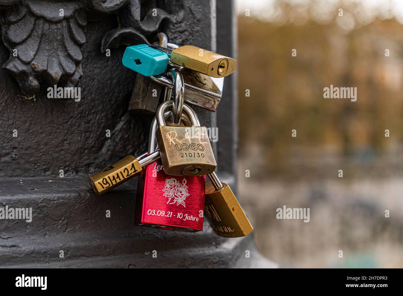Love locks attached to a bridge over the Tiber in Rome, Italy Stock ...