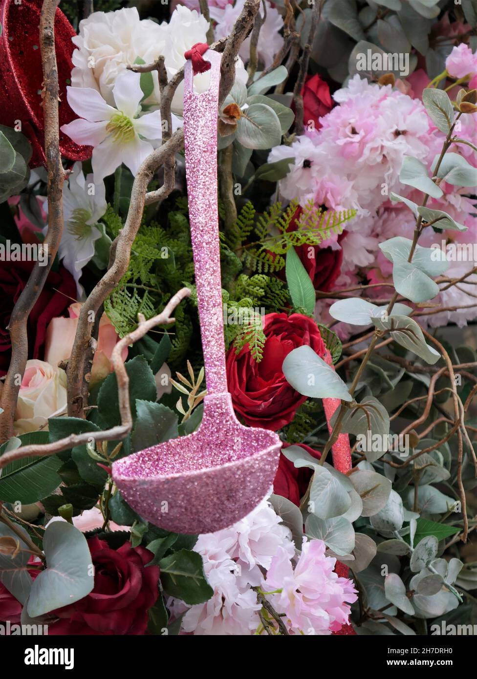 Sparkly pink hi-res stock photography and images - Alamy