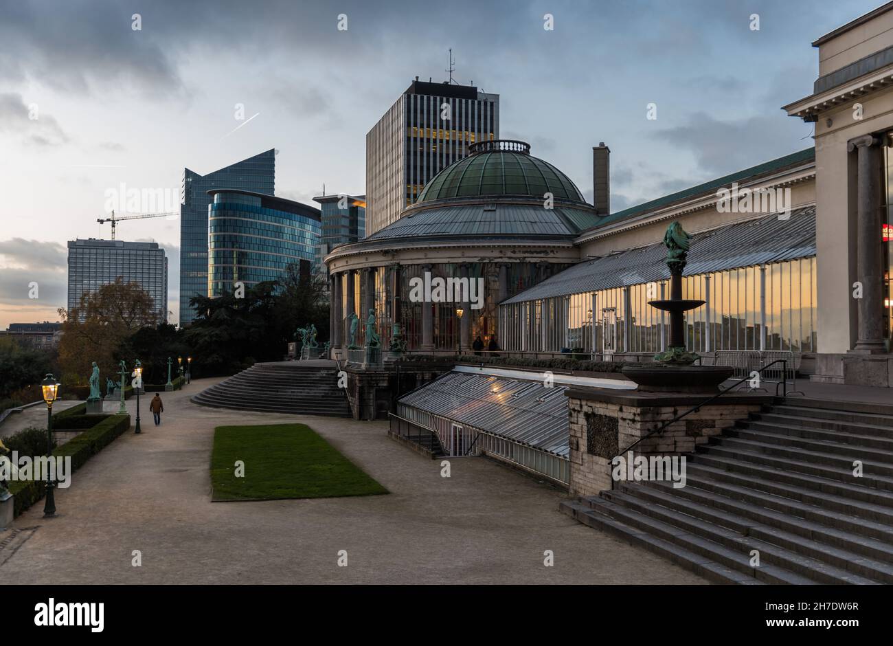 Colorfull cityscape over Brussels with the Botanical garden in front ...