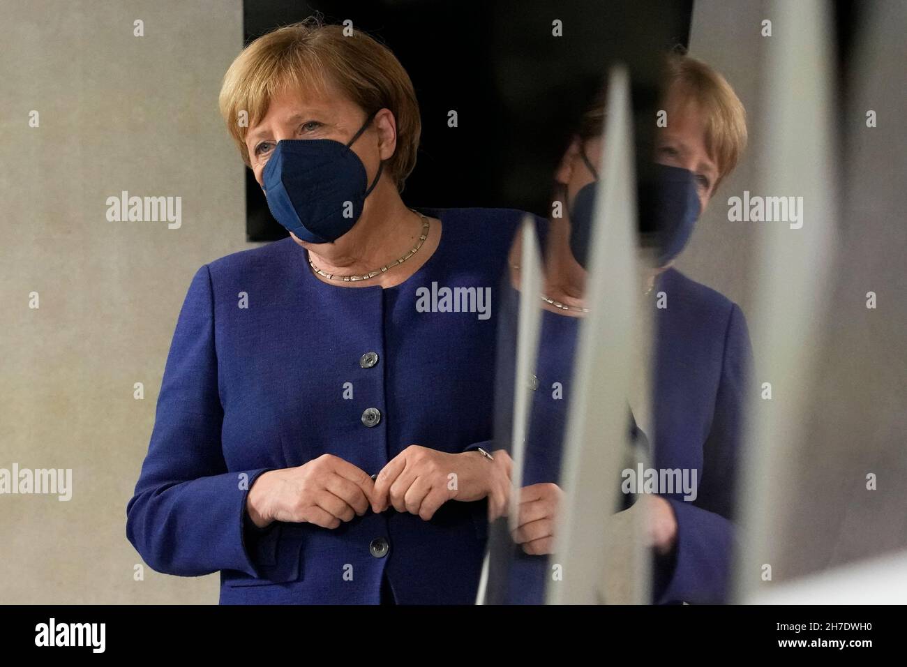 Berlin, Germany. 22nd Nov, 2021. German Chancellor Angela Merkel (CDU ...