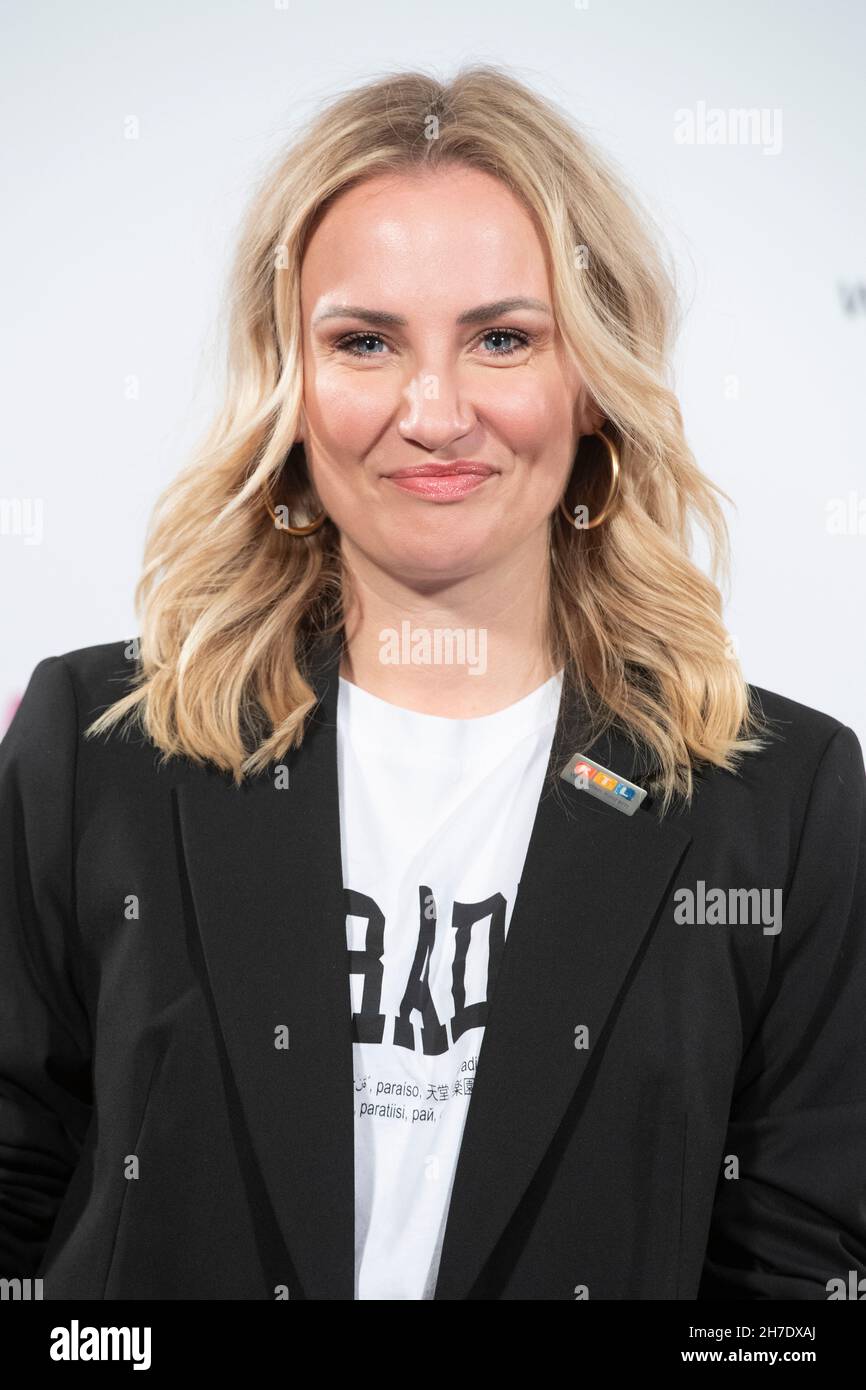 Donation tv gala hi-res stock photography and images - Alamy