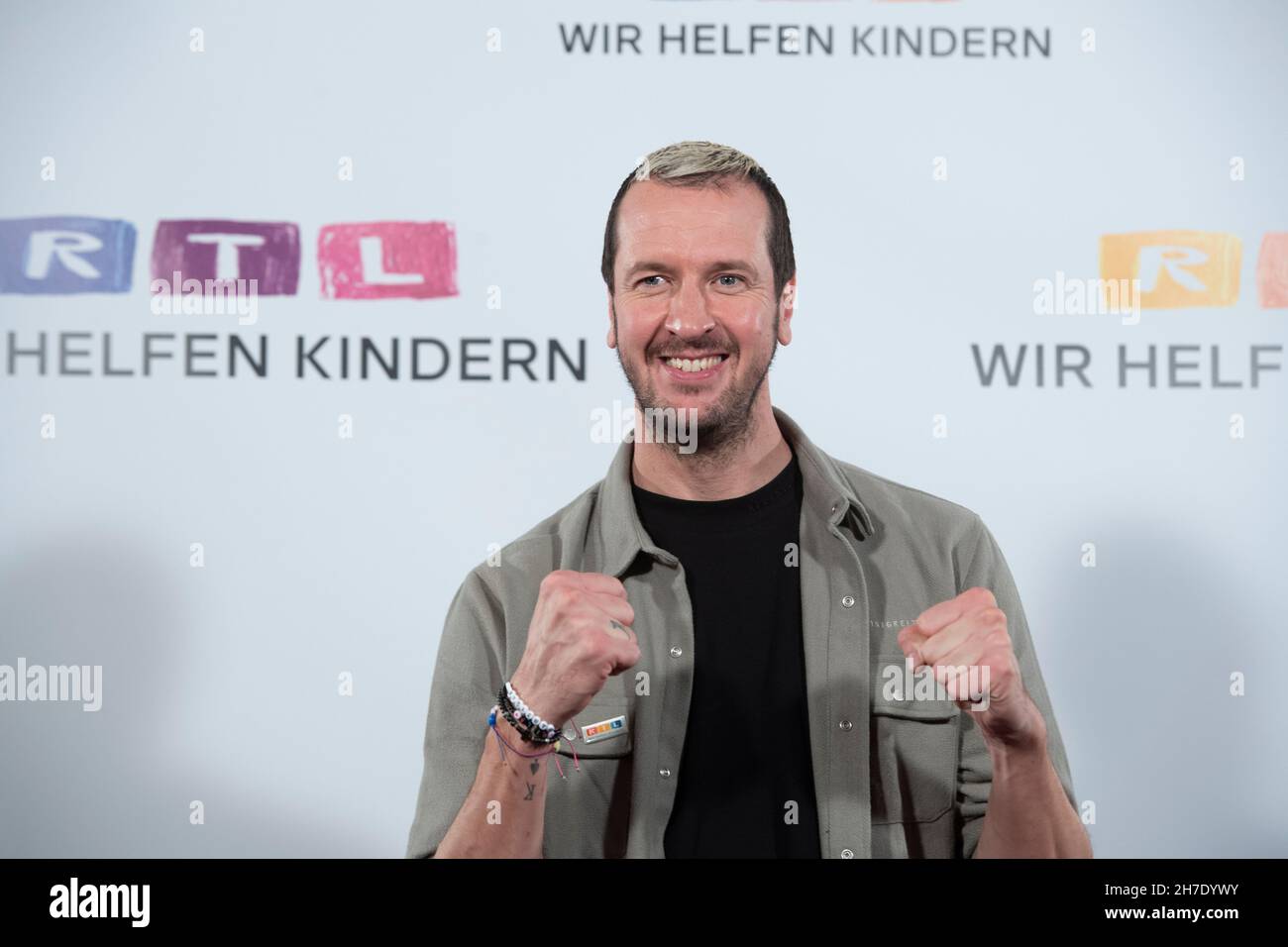 Huerth, Deutschland. 19th Nov, 2021. Pascal HENS, former handball ...