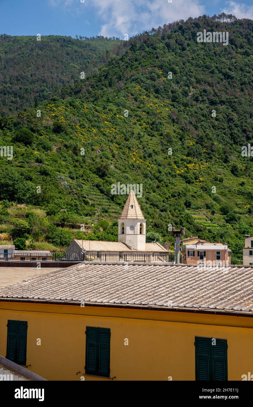 Church of San Pietro in Corniglia, Cinque Terre, Italy Stock Photo - Alamy