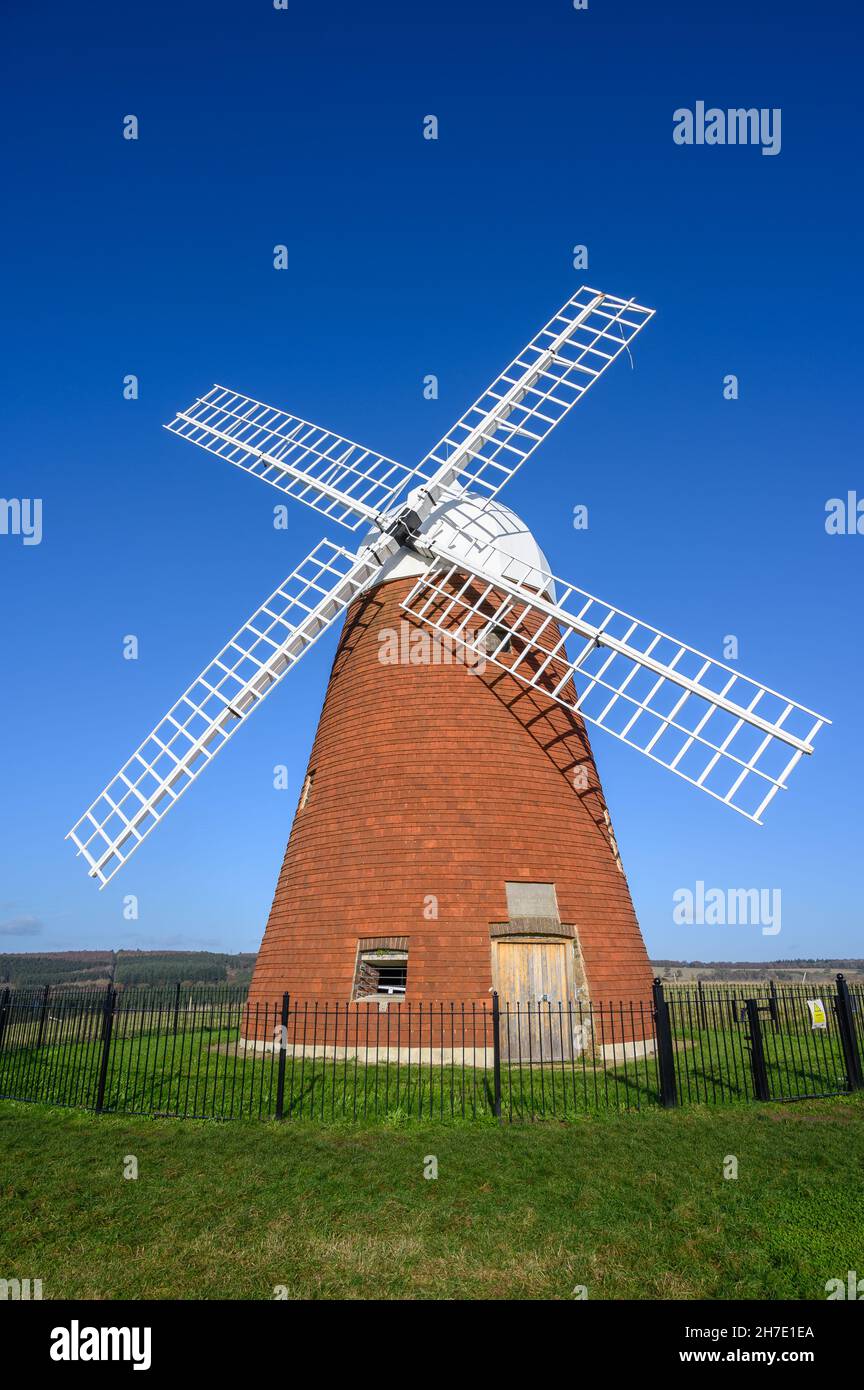 Four common sails hi-res stock photography and images - Alamy