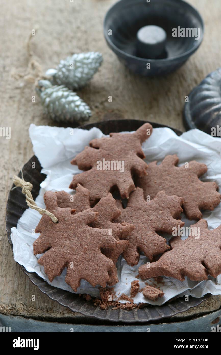 Gluten-free, leaf-shaped shortbread biscuits Stock Photo - Alamy