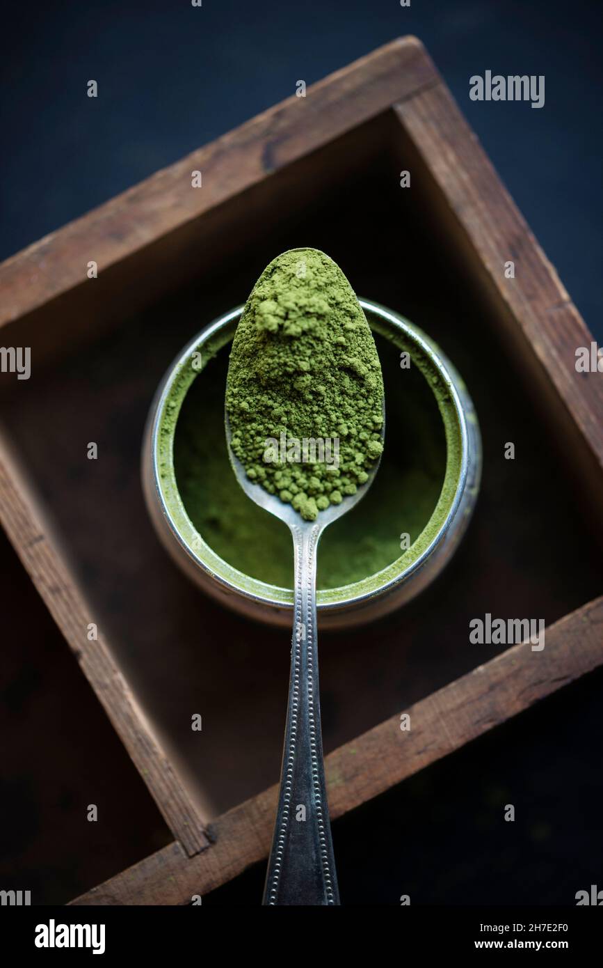 A spoon with ground matcha tea Stock Photo - Alamy