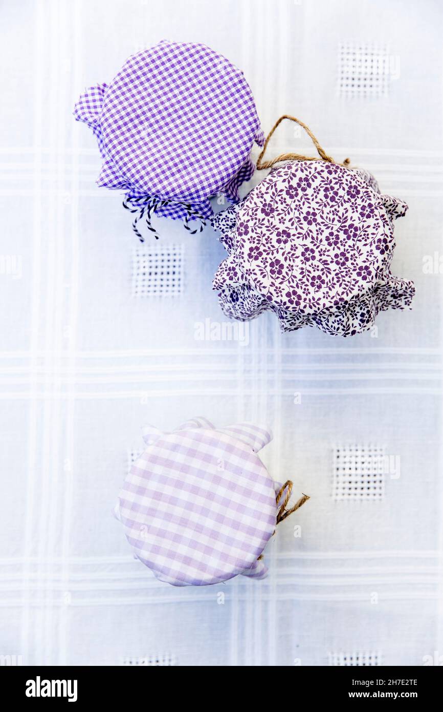 Decorative jam jars hi-res stock photography and images - Alamy