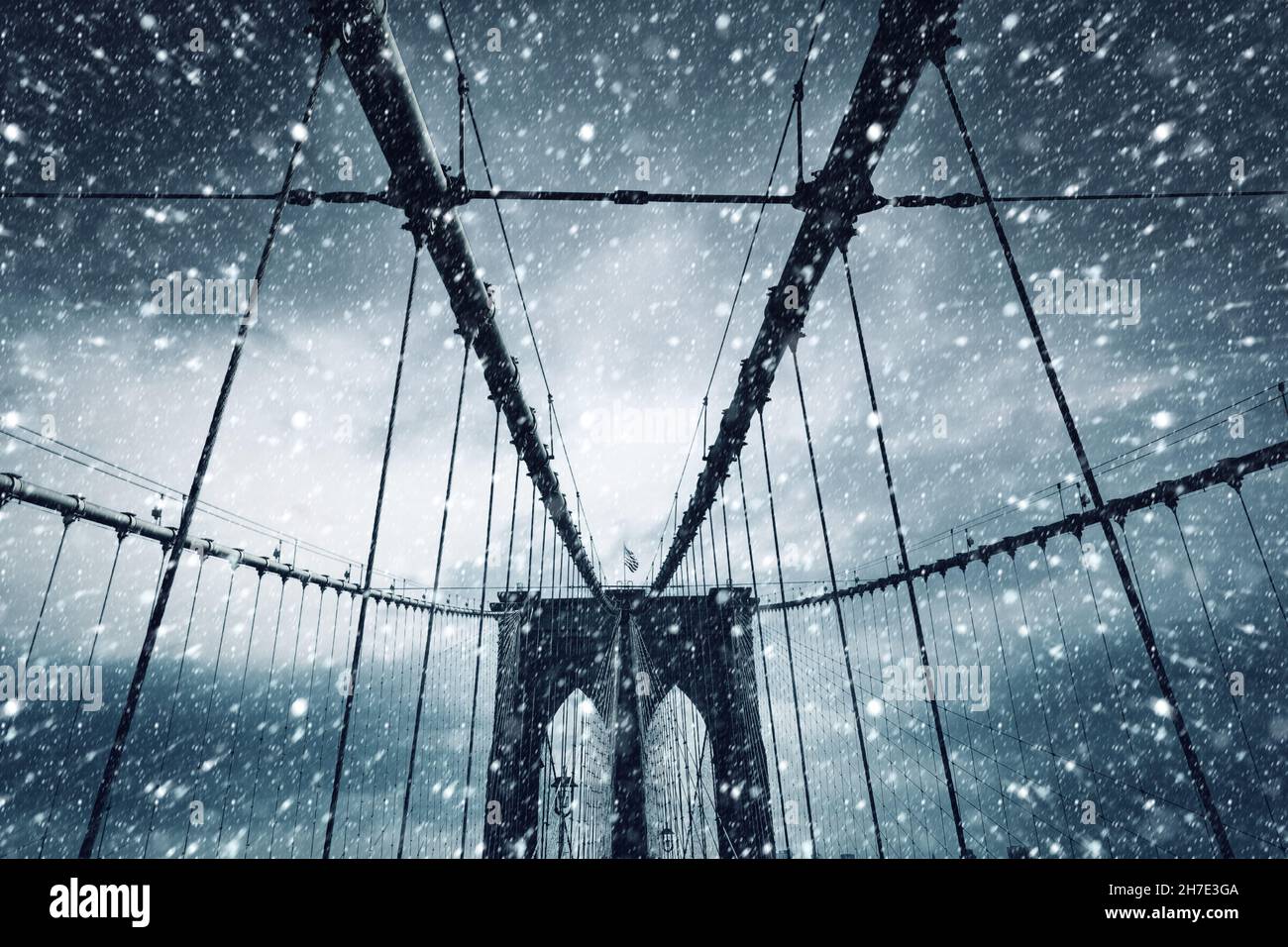 Brooklyn bridge during snow hi-res stock photography and images - Alamy