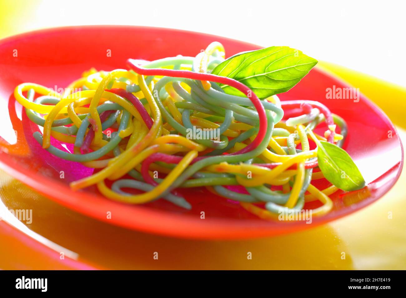 Brightly coloured plate hi-res stock photography and images - Alamy