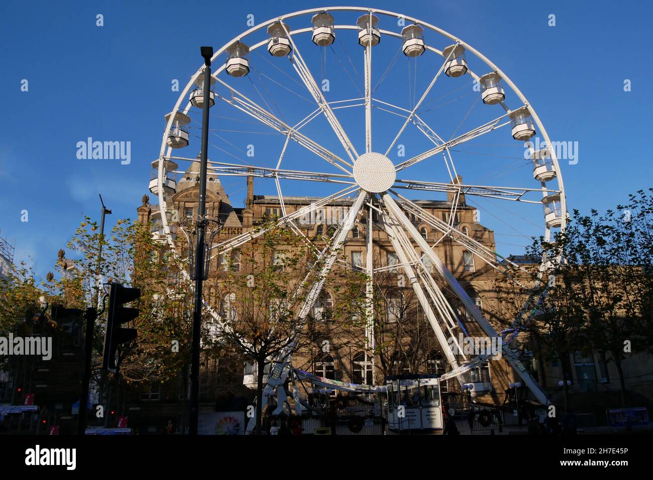 Small ferris wheel fun fair hi-res stock photography and images - Alamy