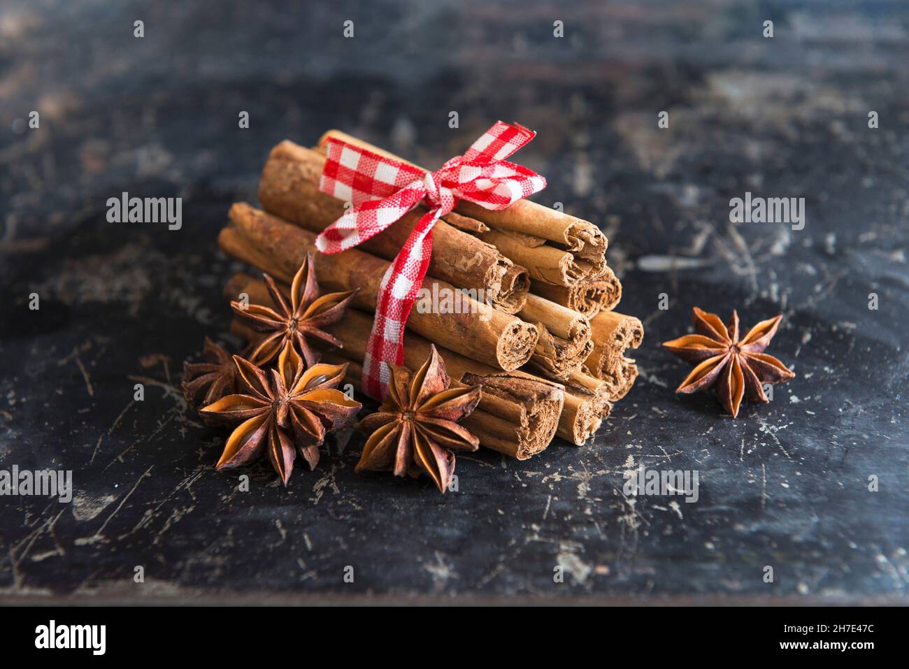 Christmas spices as a gift Stock Photo - Alamy