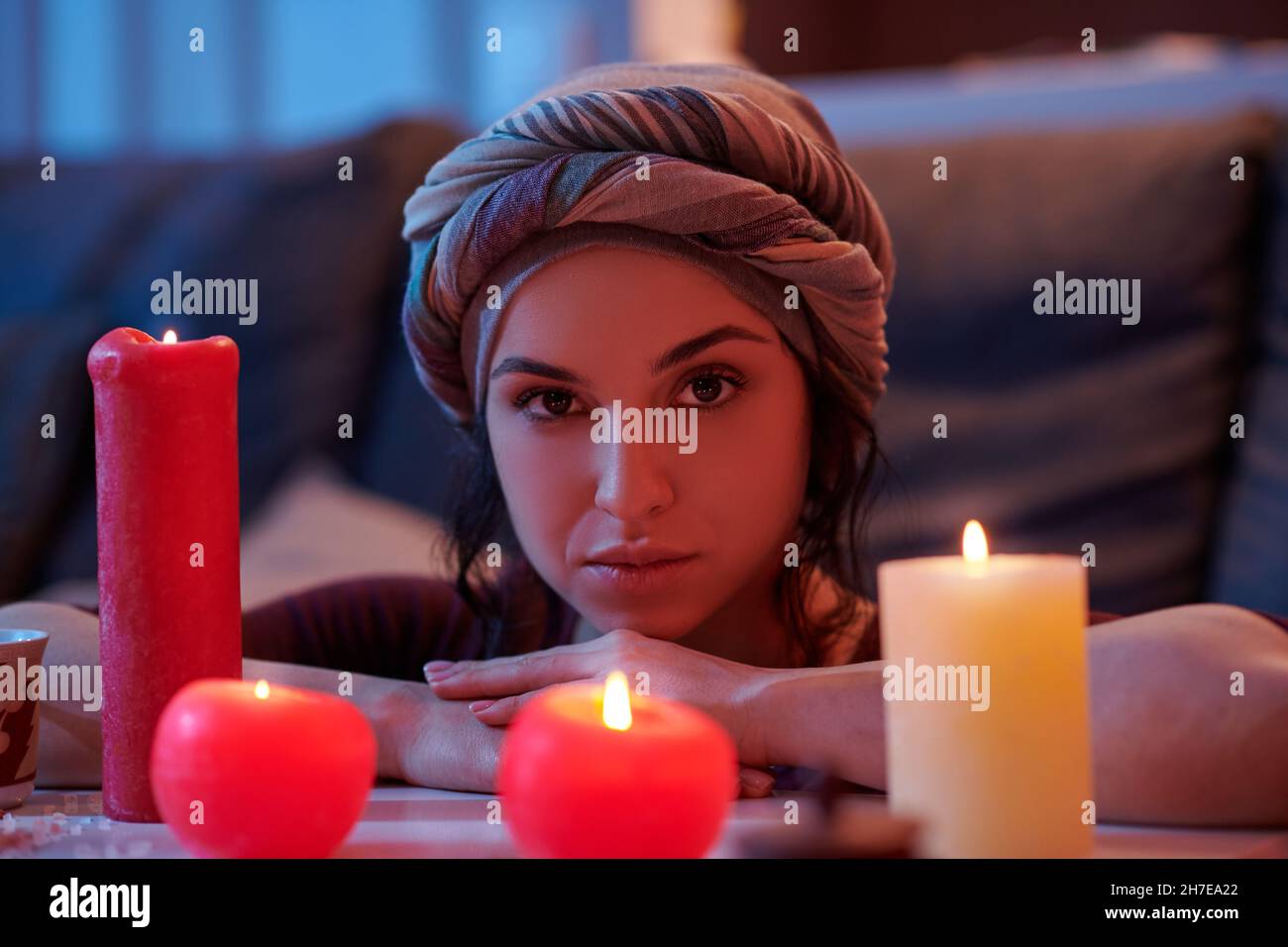 Good portrait candles hi-res stock photography and images - Alamy