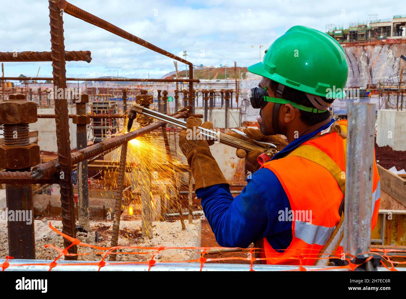 Welding hardware to lay the foundation for the industry, with all ...