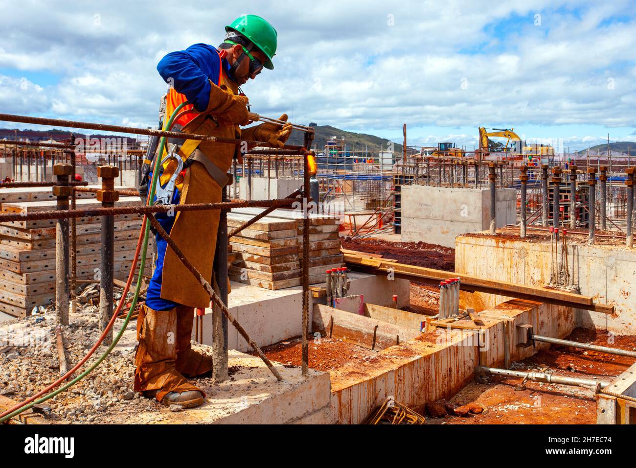 Welding hardware to lay the foundation for the industry, with all ...