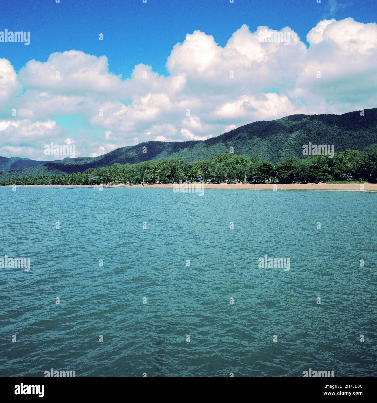Marlin bay beach hi-res stock photography and images - Alamy