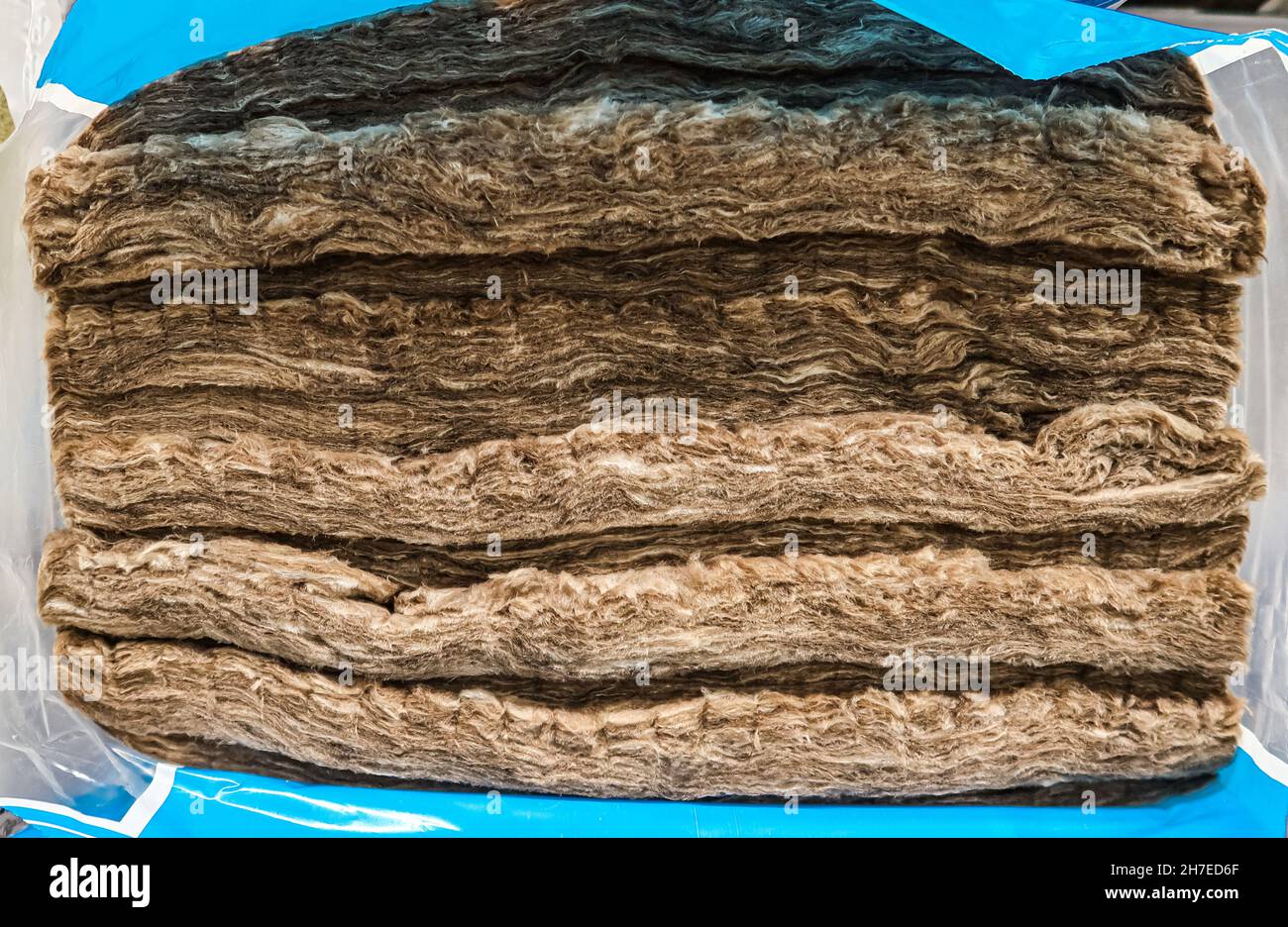 Insulation package hi-res stock photography and images - Alamy