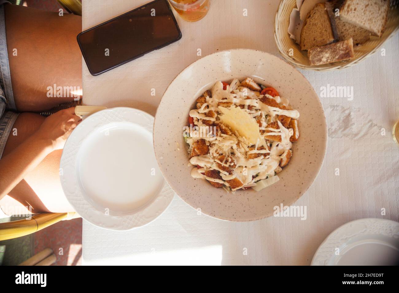 Dinner table top shot hi-res stock photography and images - Alamy