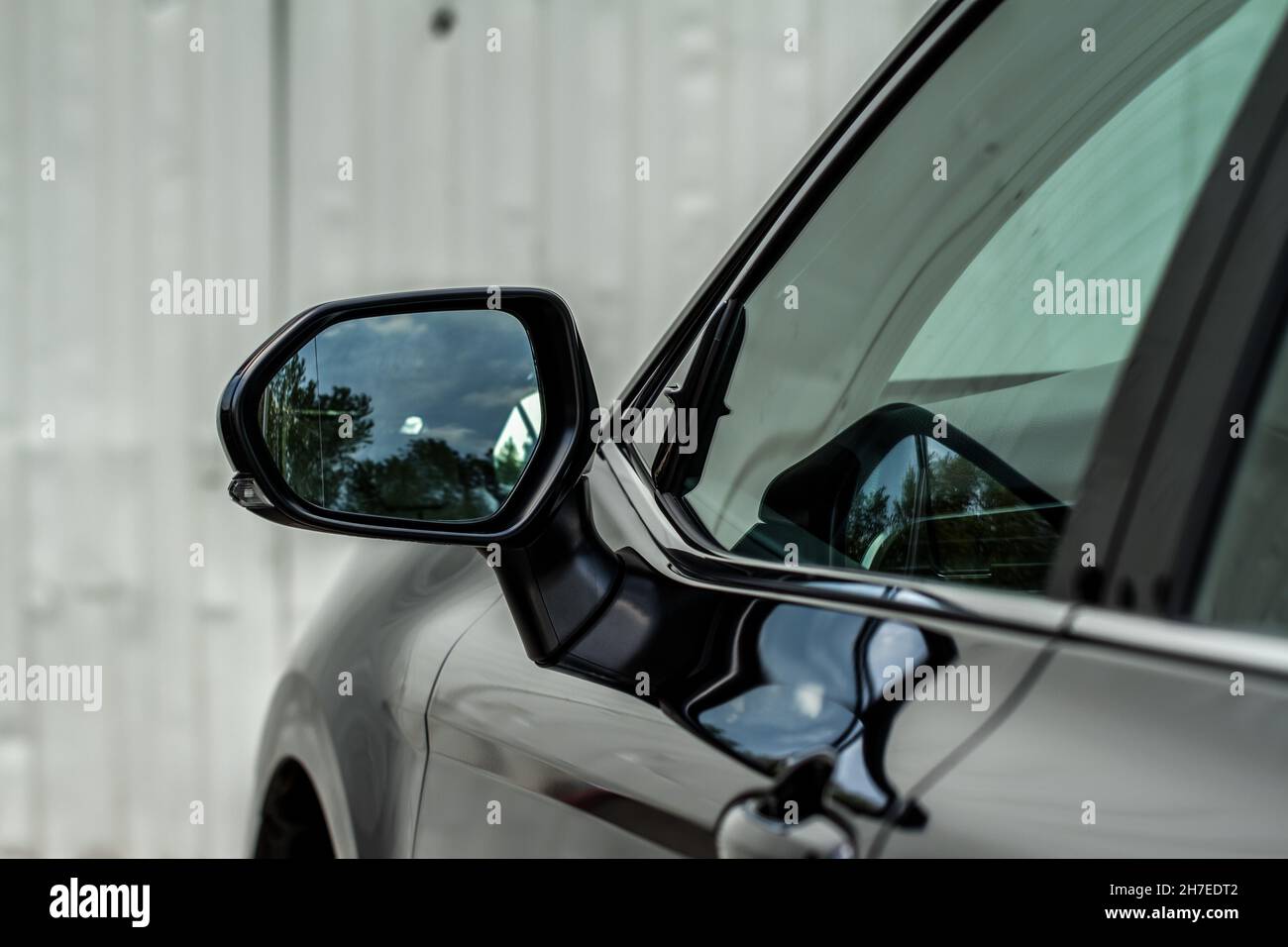 Rearview mirror of a modern car Stock Photo - Alamy