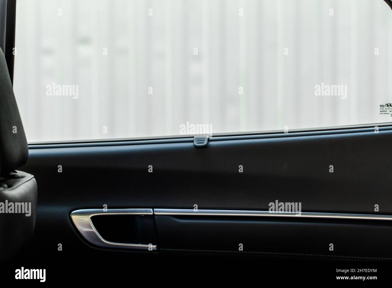 Curtain side vehicle hi-res stock photography and images - Alamy