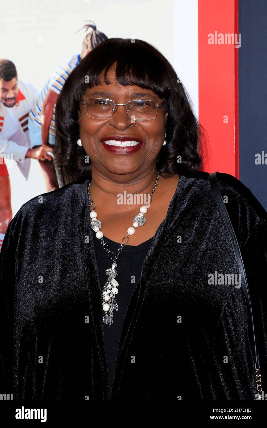 Los Angeles, CA. 14th Nov, 2021. Doris Hancox at arrivals for KING ...
