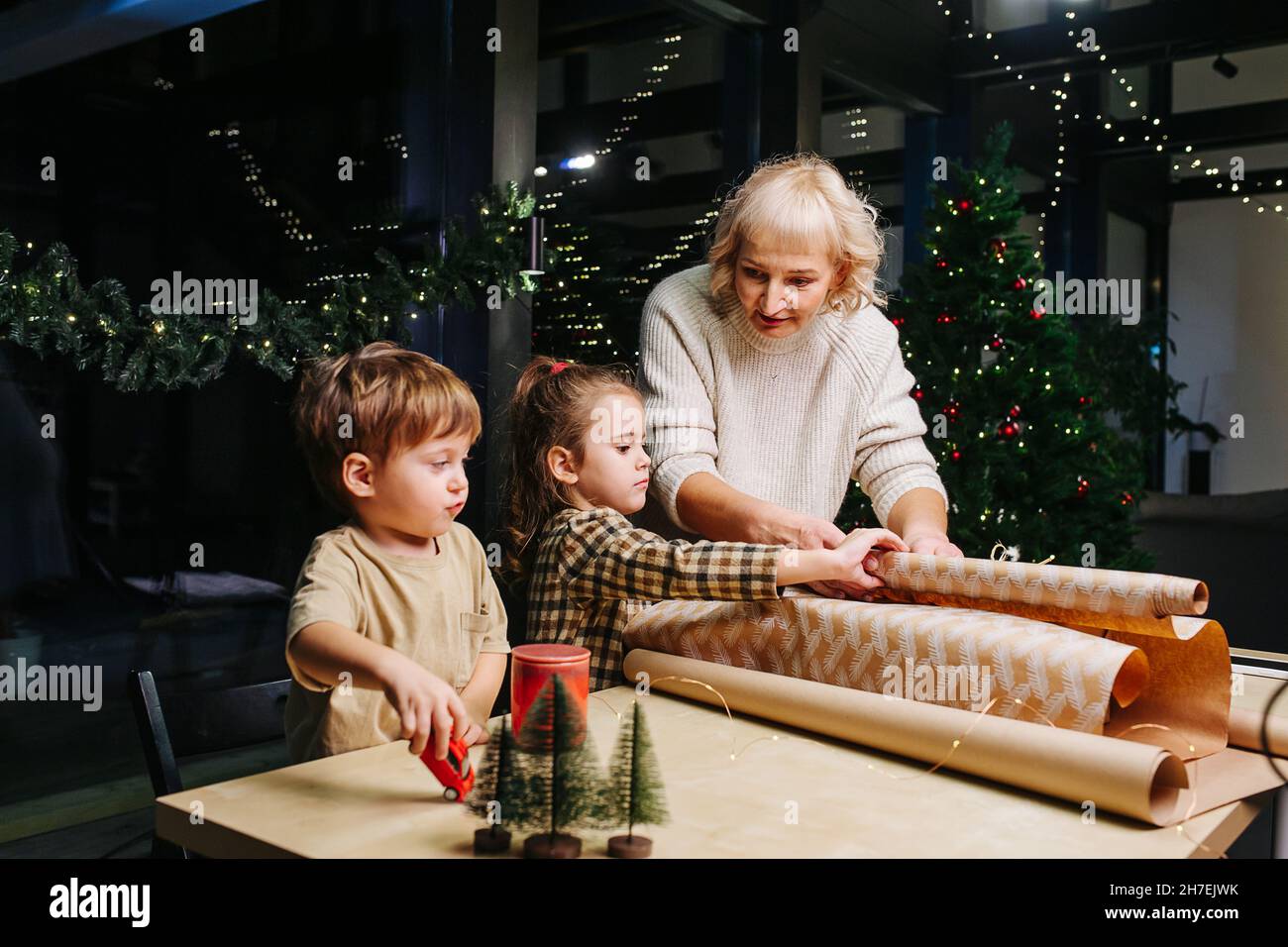 Patient tree hi-res stock photography and images - Alamy