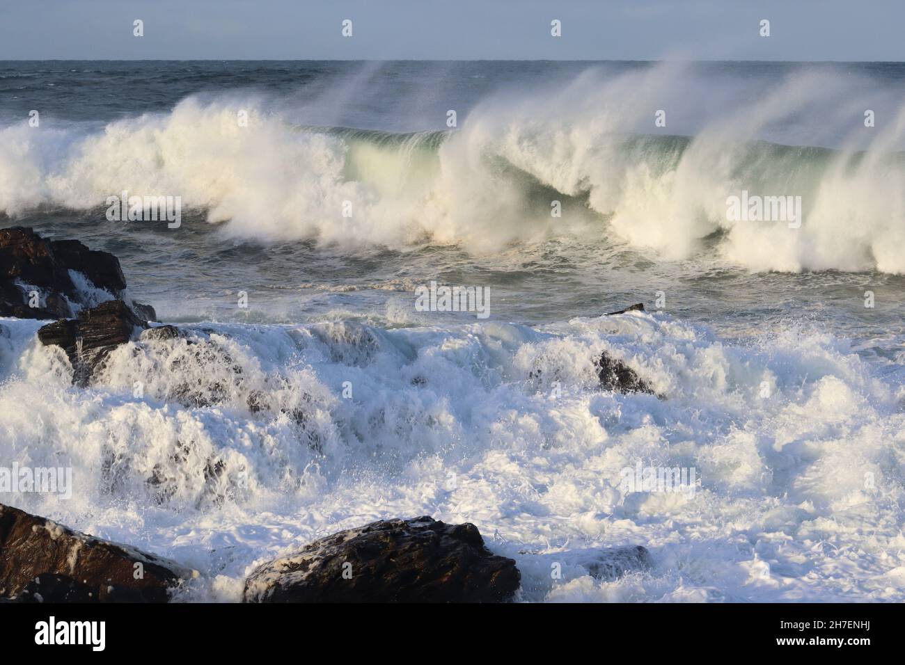 Wind-blown, stormy waves Stock Photo - Alamy