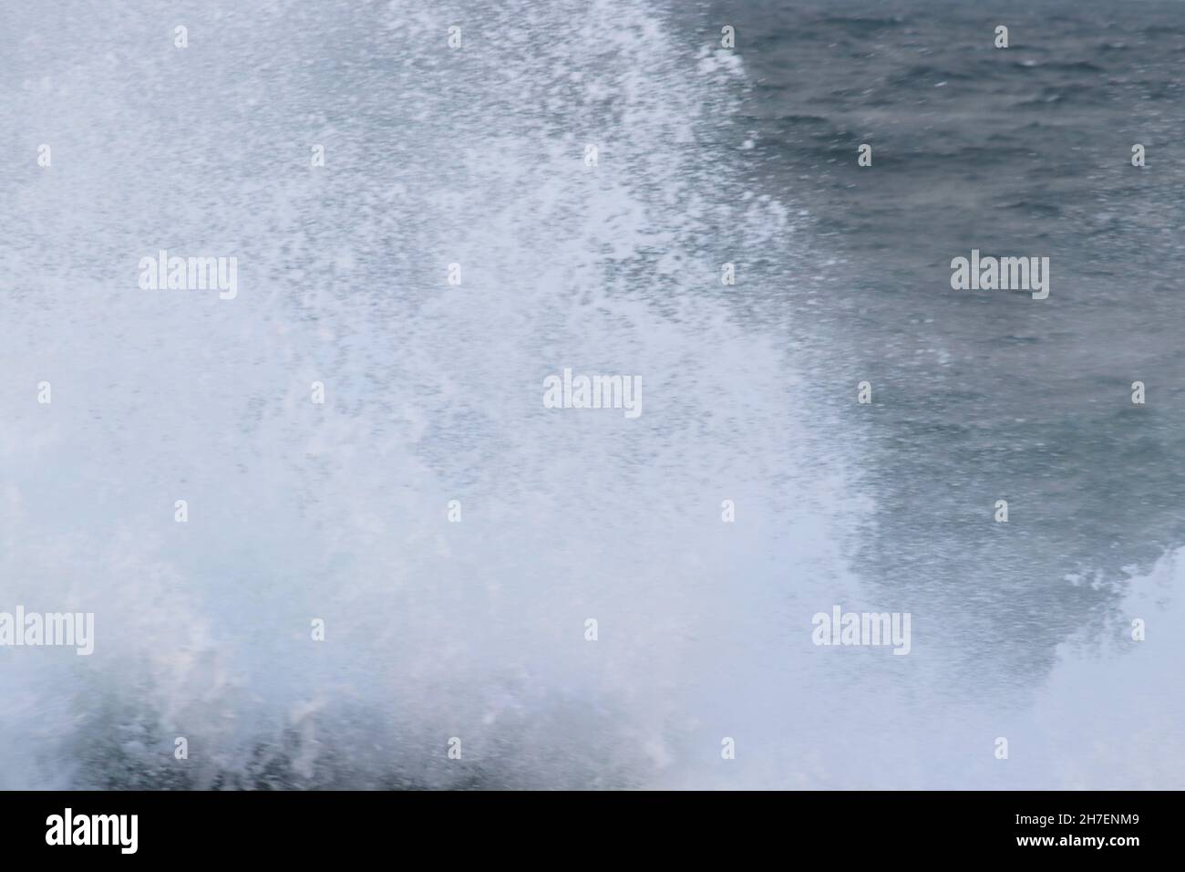 Wind-blown, stormy waves Stock Photo - Alamy