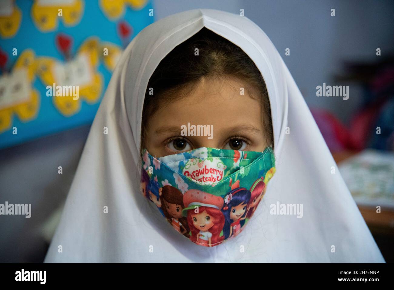 Tehran, Tehran, Iran. 22nd Nov, 2021. A student wearing a mask as a ...