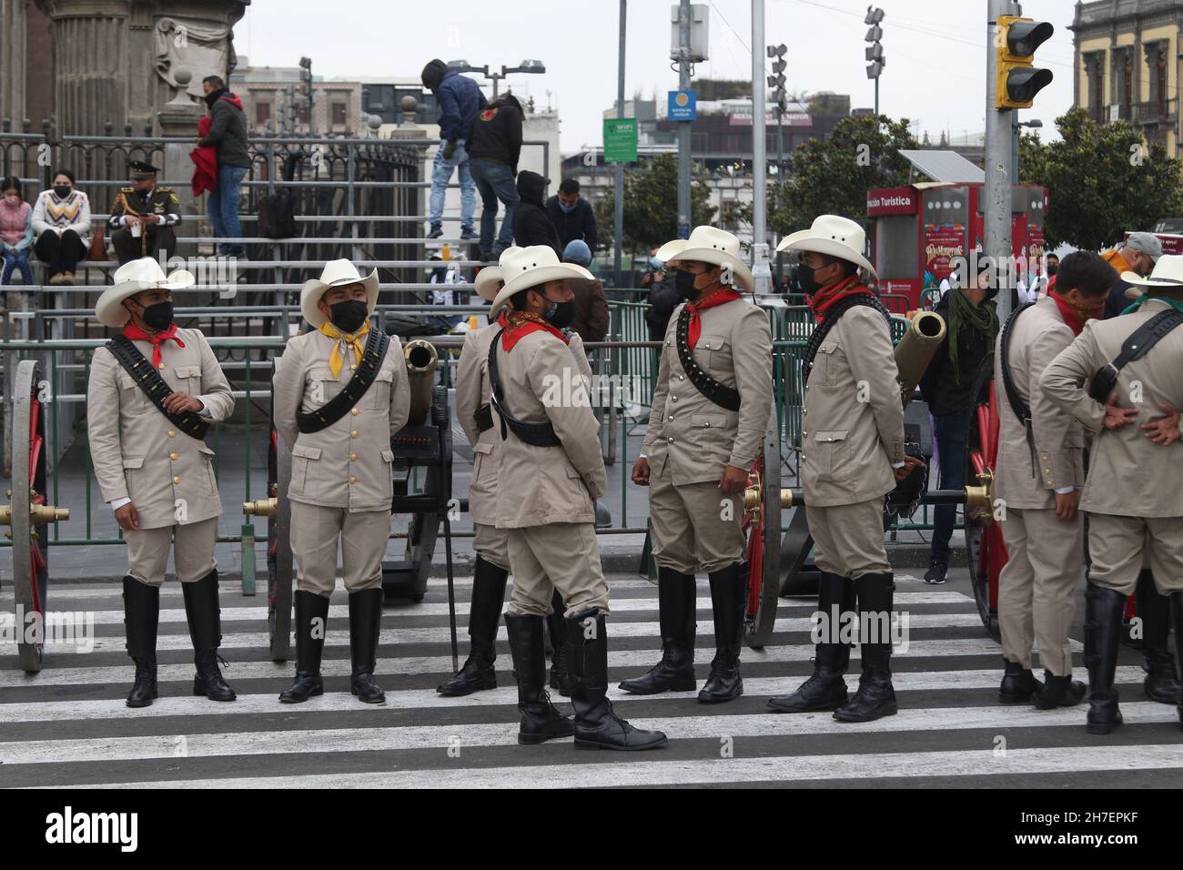 111th anniversary of the mexican revolution hi-res stock photography ...