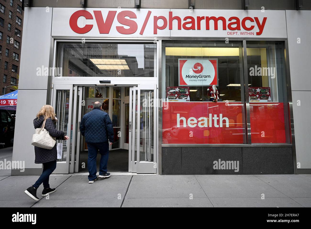 Closing 900 stores hi-res stock photography and images - Alamy