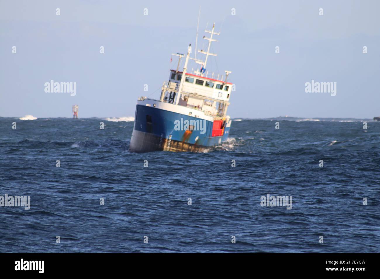 Tilting truck hi-res stock photography and images - Alamy