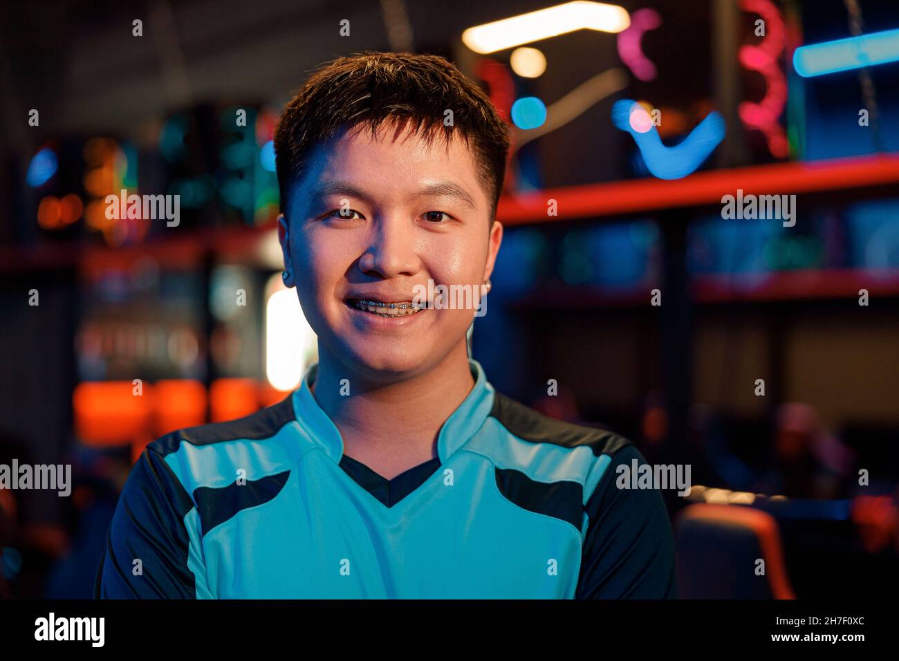 Asian sport player win hi-res stock photography and images - Alamy