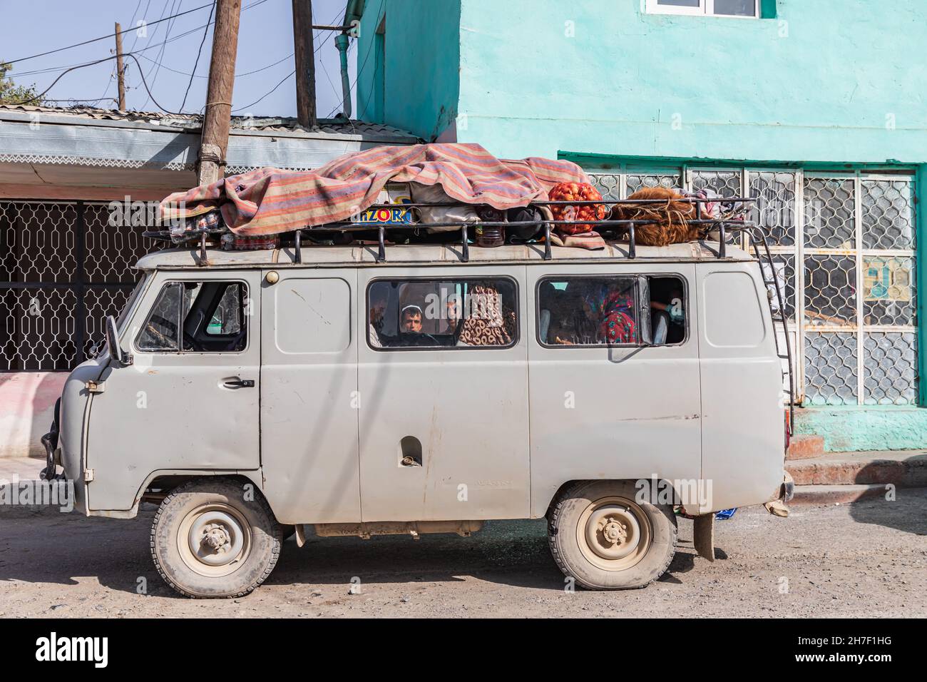 Russian minibus van hi-res stock photography and images - Alamy