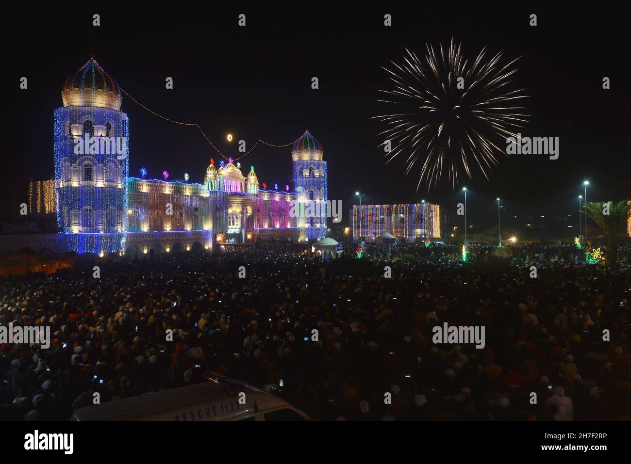Nankana Sahib, Punjab, Pakistan. 20th Nov, 2021. A view of the sparking ...