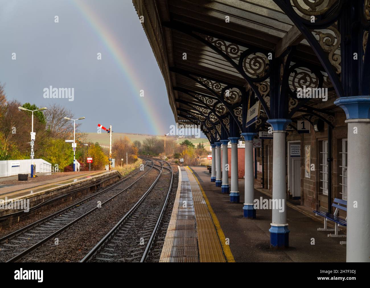 STONEHAVEN, ABERDEENSHIRE, SCOTLAND - 21 NOVEMBER 2021: This is a view ...
