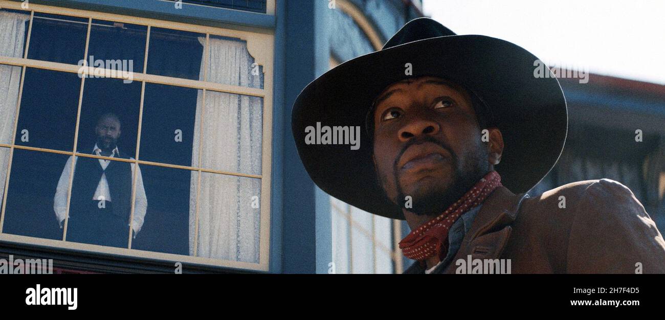 THE HARDER THEY FALL, from left: Delroy Lindo, Jonathan Majors 2021 ...