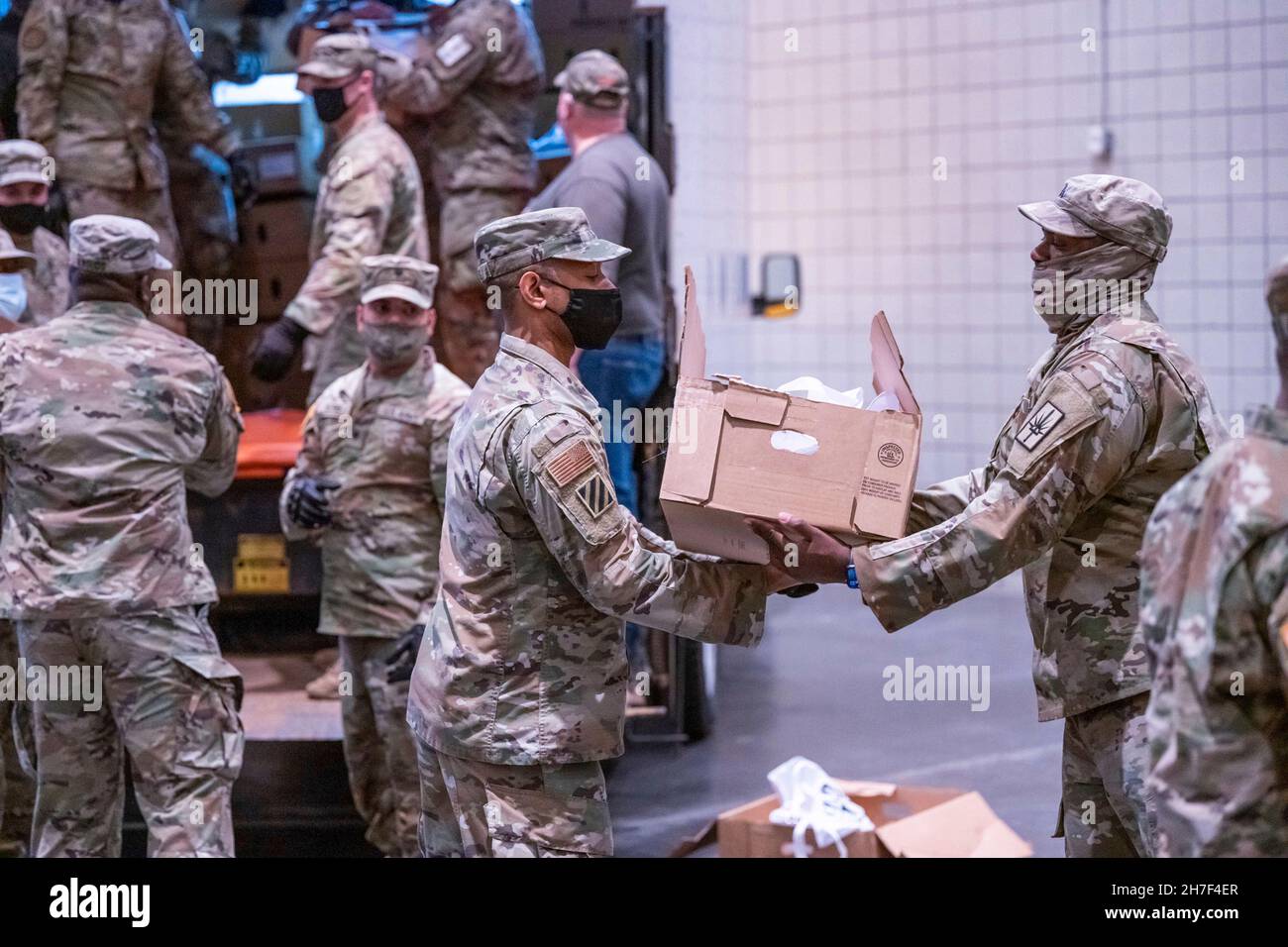 New York City, United States. 22nd Nov, 2021. U.S. soldiers with the ...