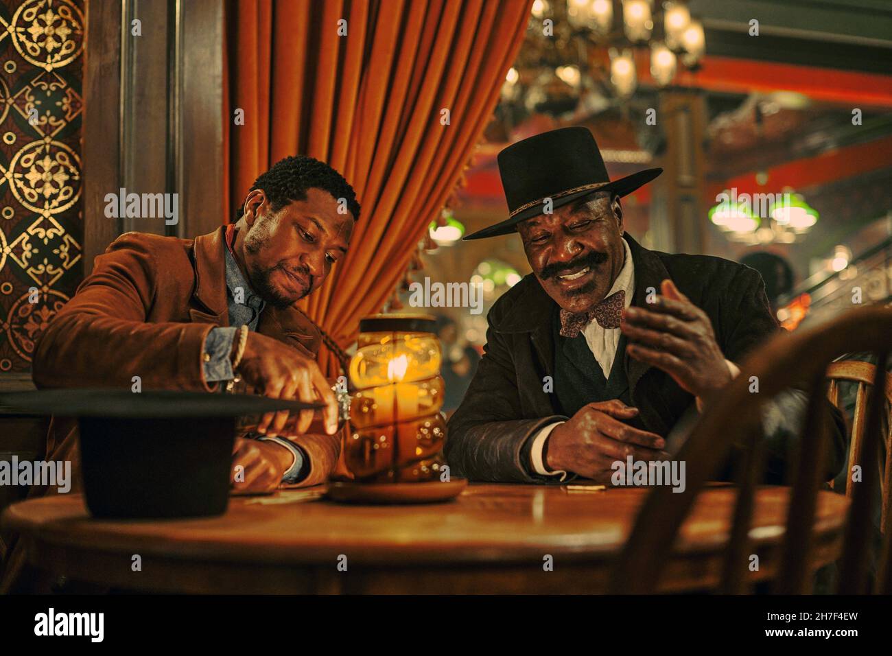 THE HARDER THEY FALL, from left: Jonathan Majors, Delroy Lindo, 2021 ...